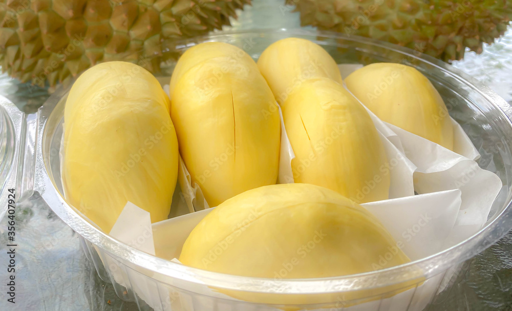Durian stored in ready-to-serve packaging looks appetizing, placed on ...