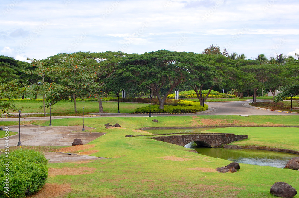 Golf course and parking lot at Mount Malarayat in Lipa, Batangas ...