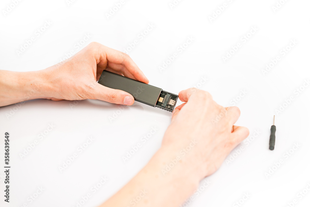 Uncovered M.2 NVME Portable SSD Enclosure. Aluminum case for hard drive ...