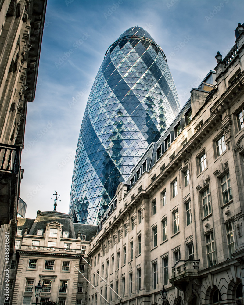 London- 30 St Mary Axe, AKA the Ghirkin, a landmark financial building ...