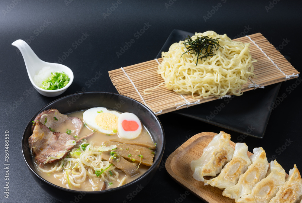 Zaru Ramen ( Japanese cold buckwheat noodles served on bamboo colander ...