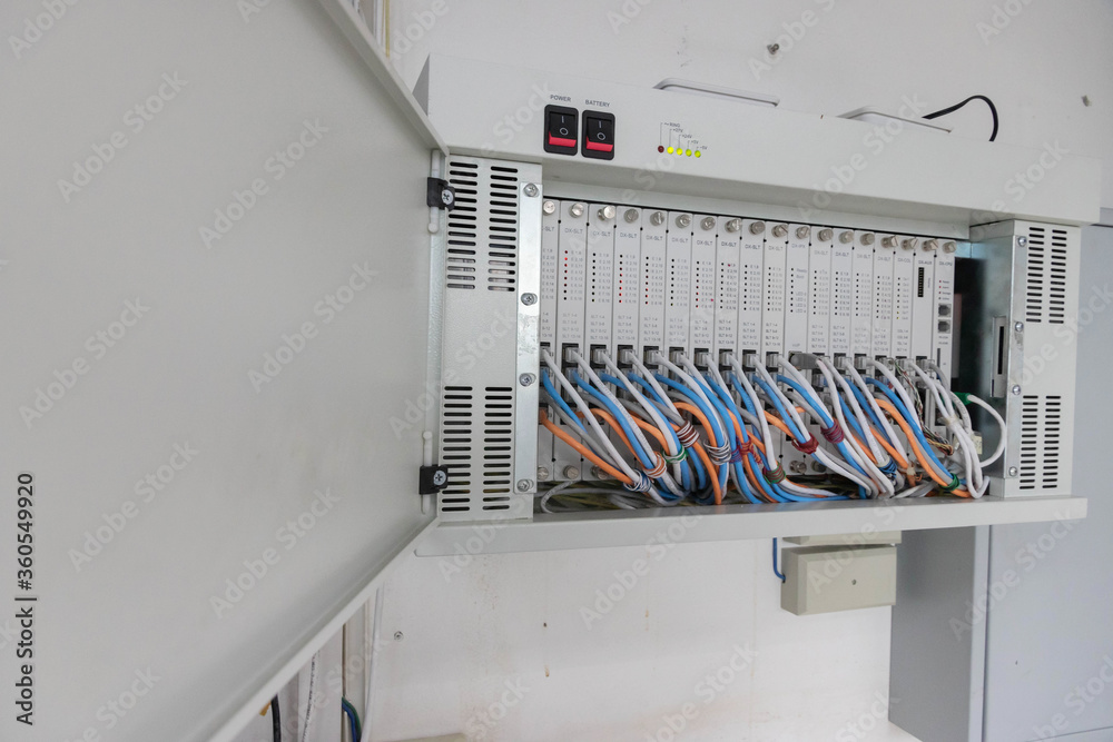 Private Automatic Branch eXchange (PABX) with extension line patch ...