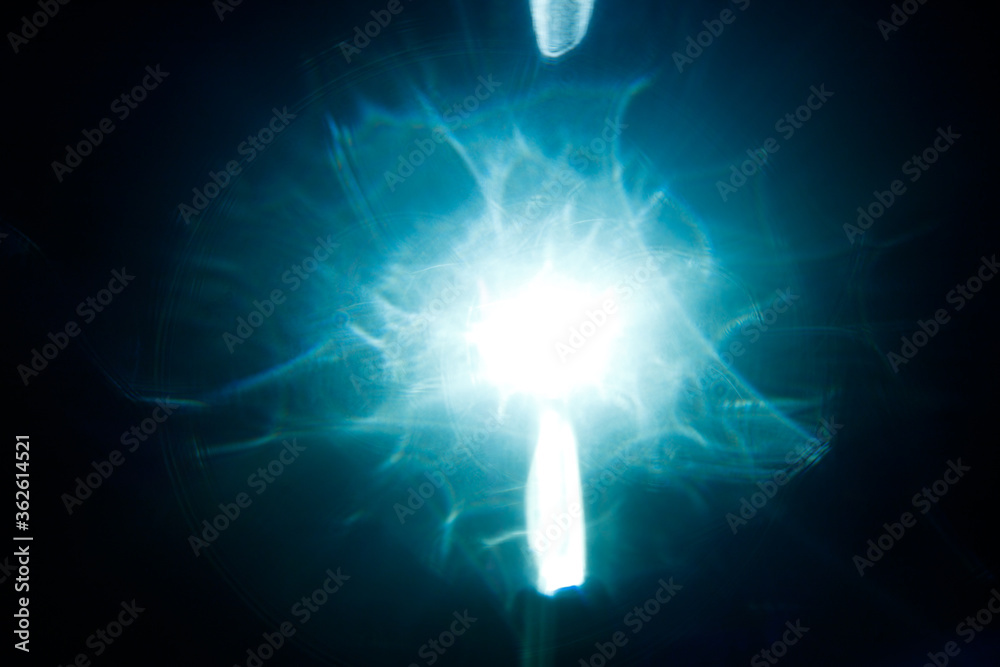 Easy to add lens flare effects for overlay designs or screen blending ...