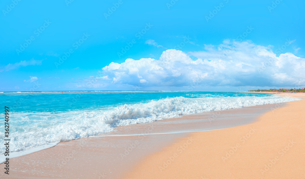 Empty tropical sandy beach and clear sea background - Bali, Indonesia ...