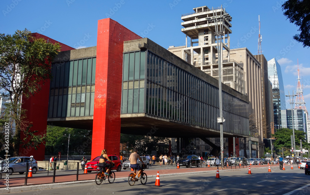 Stock-Foto „MASP, Museum of Art of Sao Paulo, on Paulista avenue in Sao ...