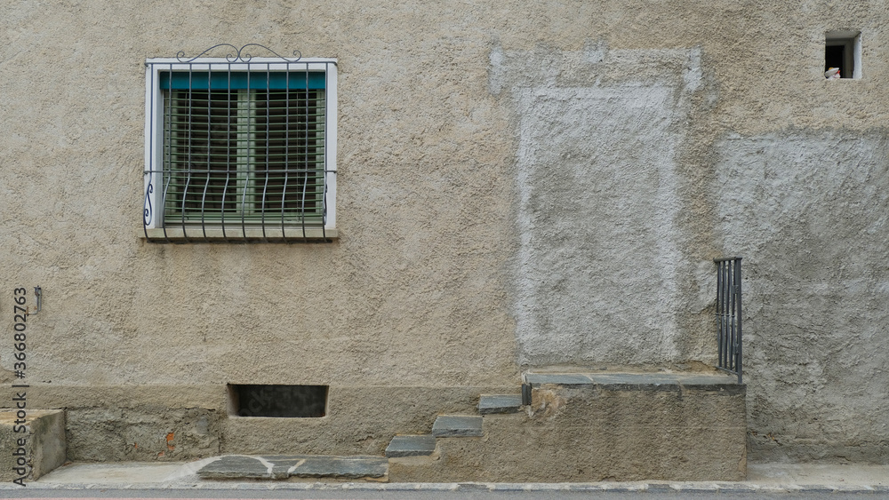Il centro storico della cittadina di Porza alle porte di Lugano, in ...