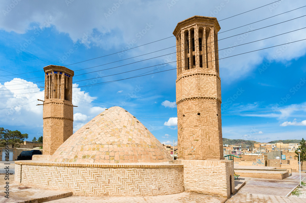 Wind tower and water reservoir, Na’in, Isfahan Province, Iran, Asia ...