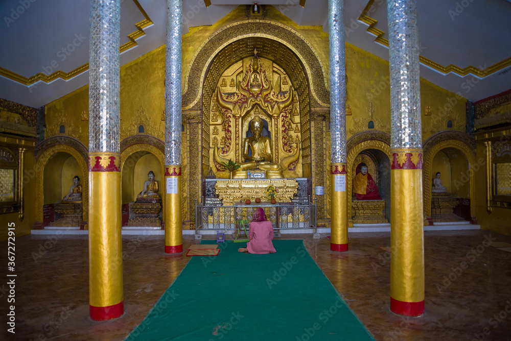 In the Buddhist temple Yadana Man Aung Su Taung Pyay Pagoda. Nyaungshwe ...