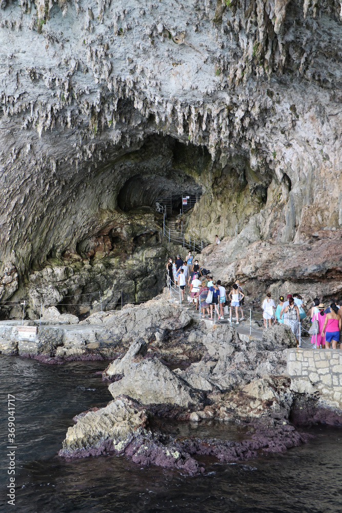 Entrance of the Zinzulusa caves in Castro, Lecce, Salento, Puglia ...
