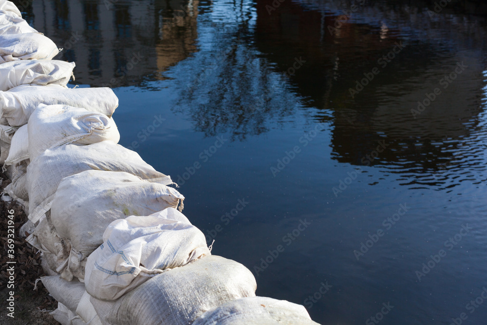Sandbag dam to protect against overflowing water Technical aid ...