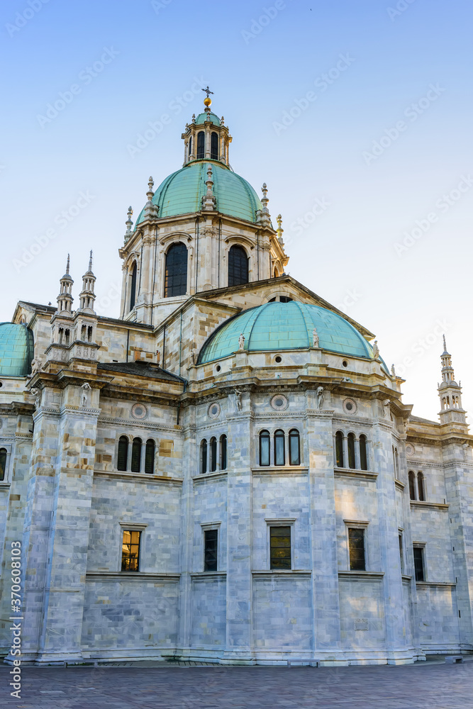 Cathedral of Como. Imposing cathedral built over 3 centuries, with ...