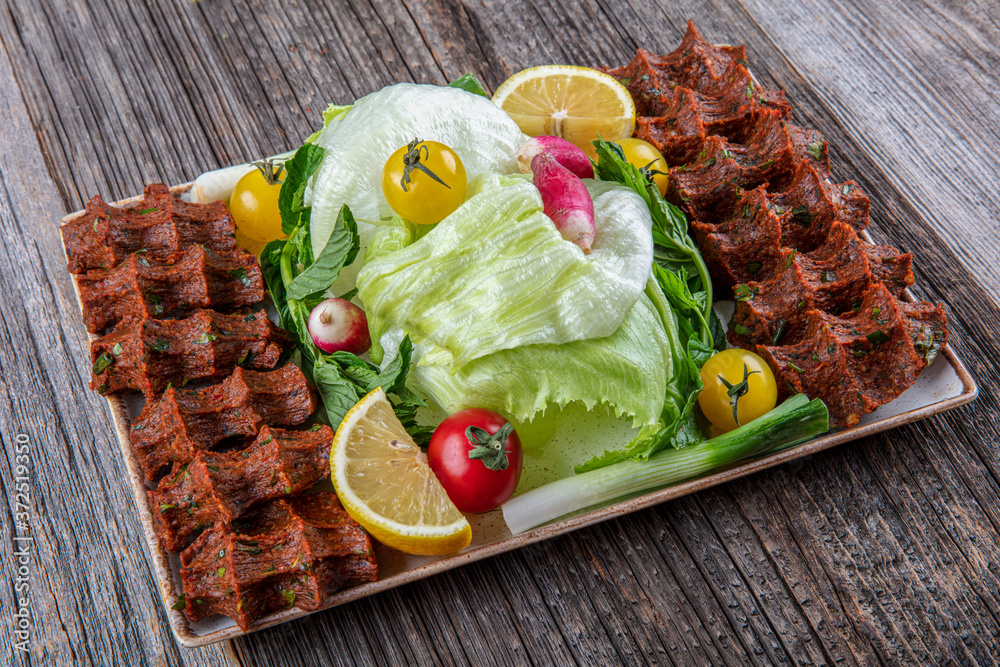 Cig kofte / Turkish Traditional Food. Traditional Turkish Raw Meat ...
