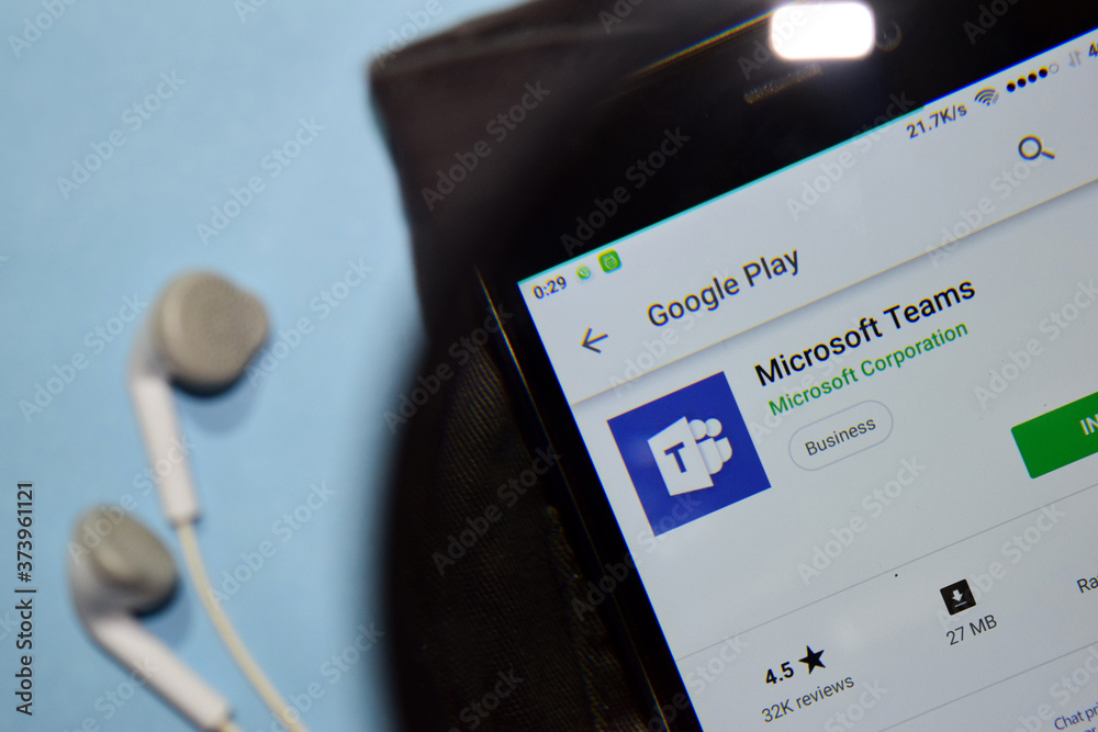 Microsoft Teams dev app with magnifying on Smartphone screen. Microsoft ...