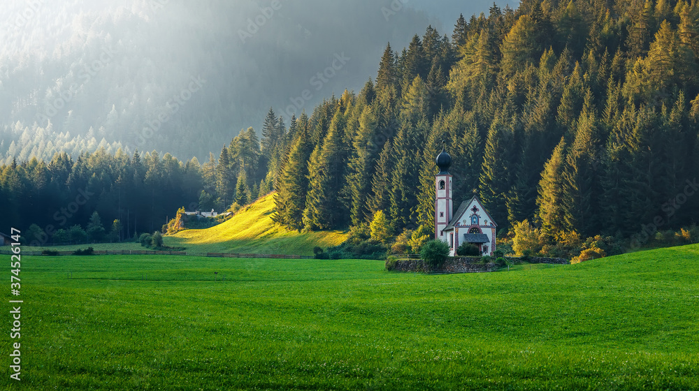 Awesome alpine Landscape. Famous best alpine place of the world, Santa ...