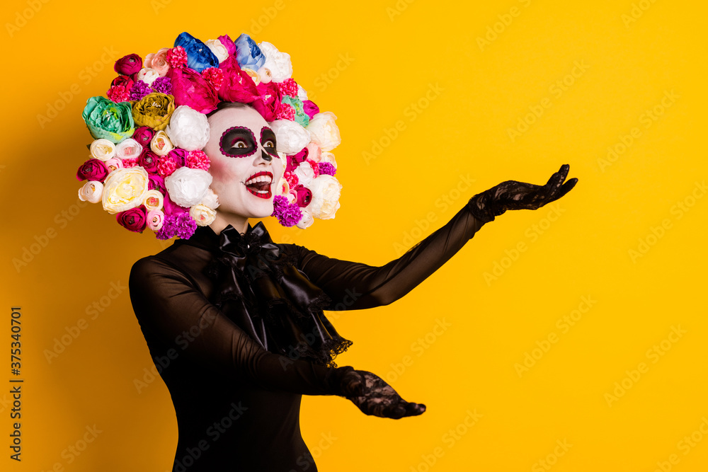 Profile photo of mad young lady frightening look empty space raise ...