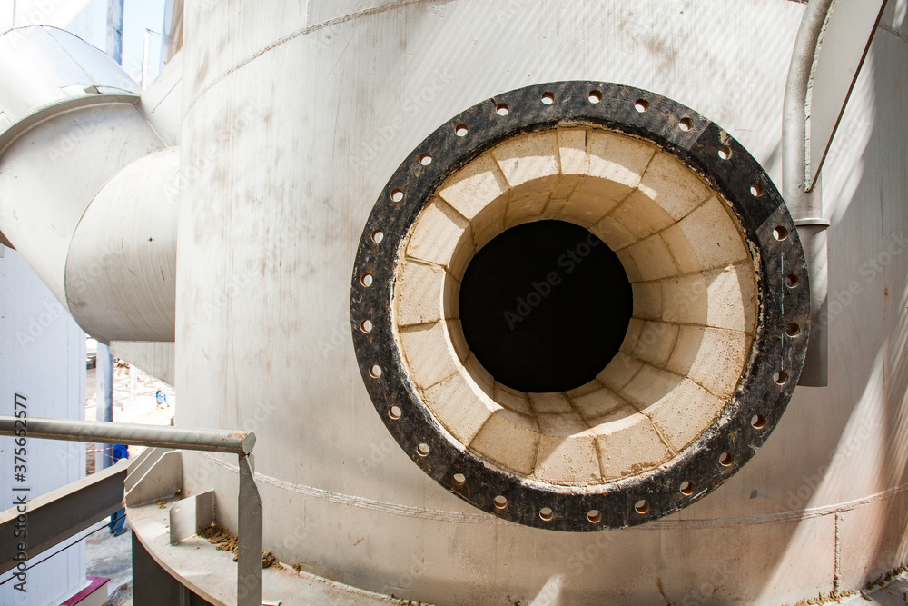 Sulphuric acid plant. Ceramics fire clay bricks of sulphur-burning ...