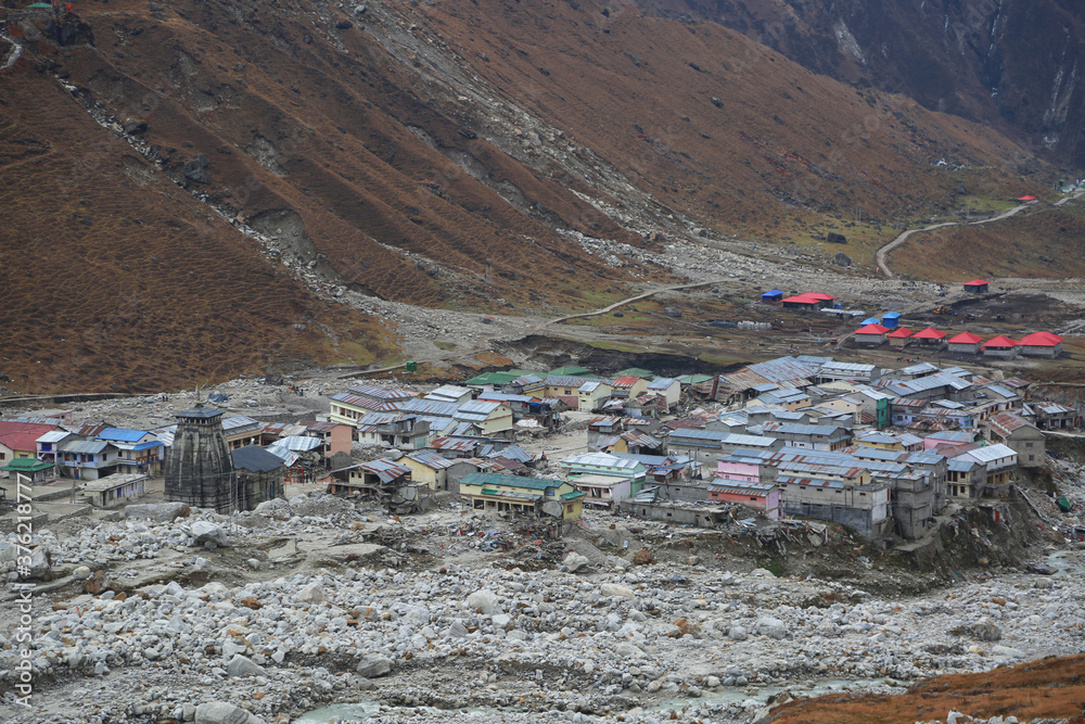 Kedarnath temple aerial view after Kedarnath Disaster 2013. Heavy loss ...