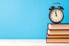 Reading Time At The Library Free Stock Photo - Public Domain Pictures