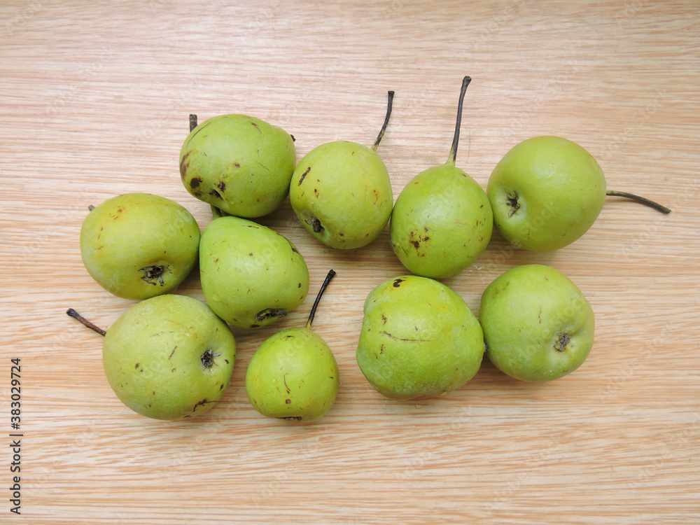 A variety of pear found in India called Nag phal or Babughosa in local ...
