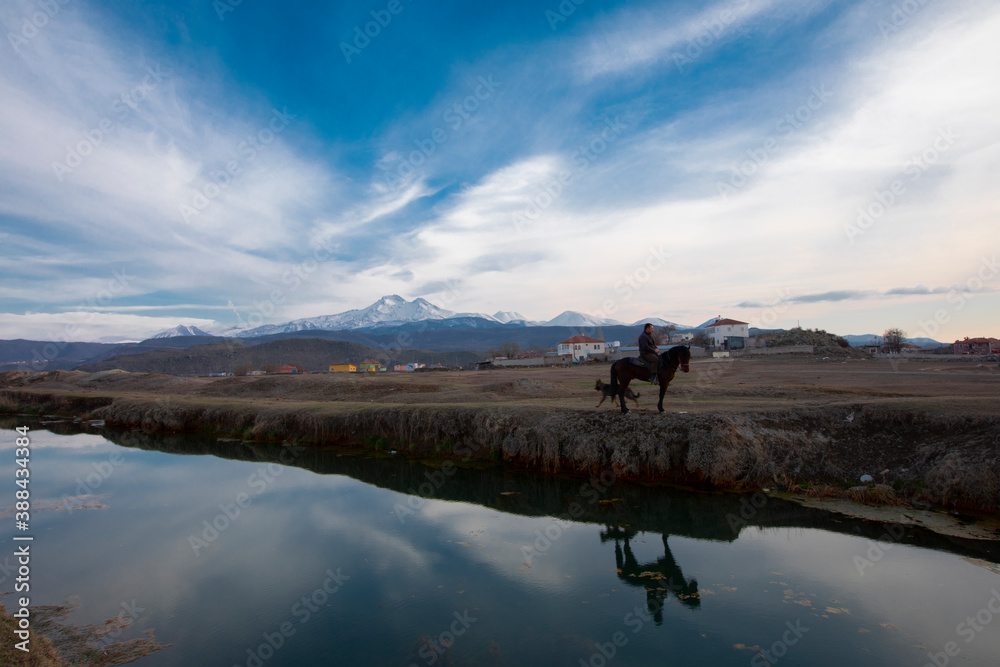 The Sultan Marshes is located in the triangle formed by Develi, Yahyalı ...