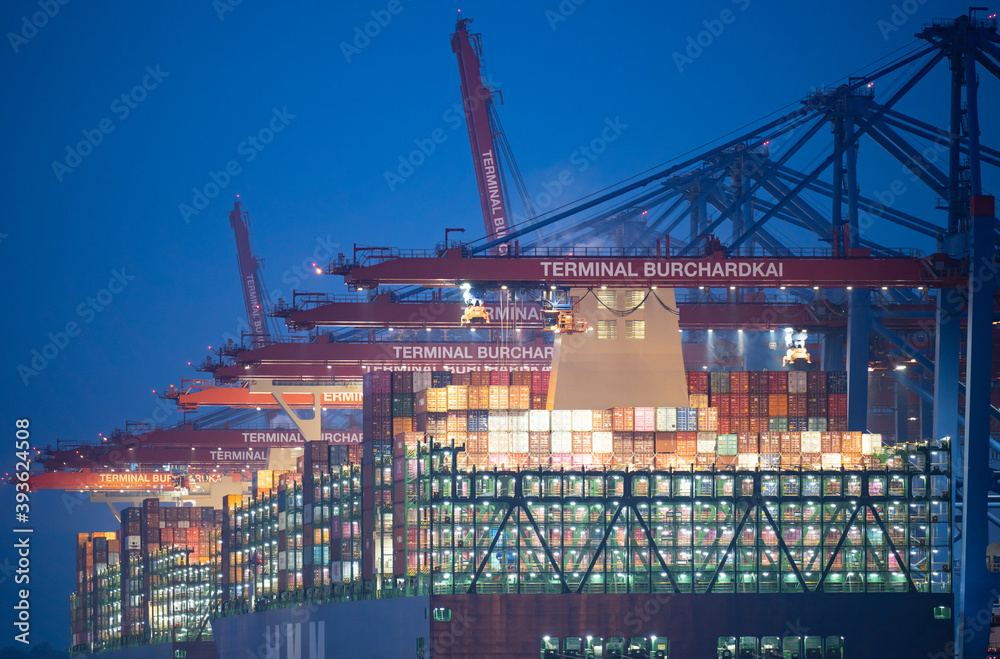 Container Terminal Eurogate Burchardkai in Hamburg, Beladen und ...
