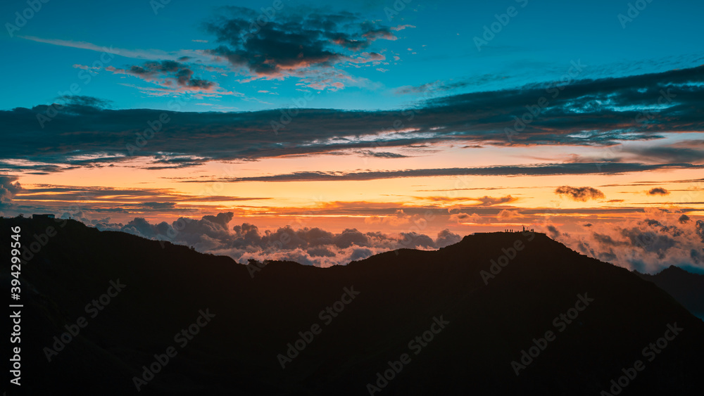 Zdjęcie bez tantiem: Volcano Mount Batur located at the center of two ...