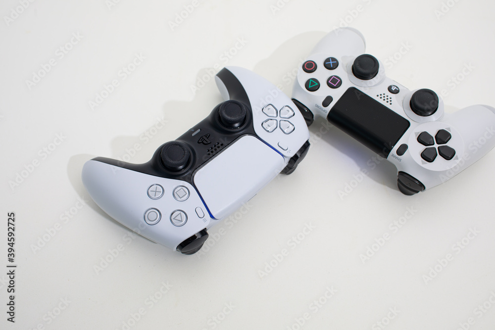 New PlayStation 5 Box Sony reveals PS5 console and games. Dualsense ...