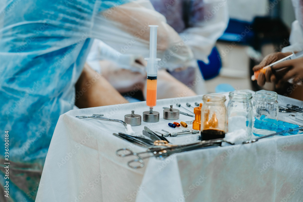 preparation of fat cells for lipofilling in the operating room ...