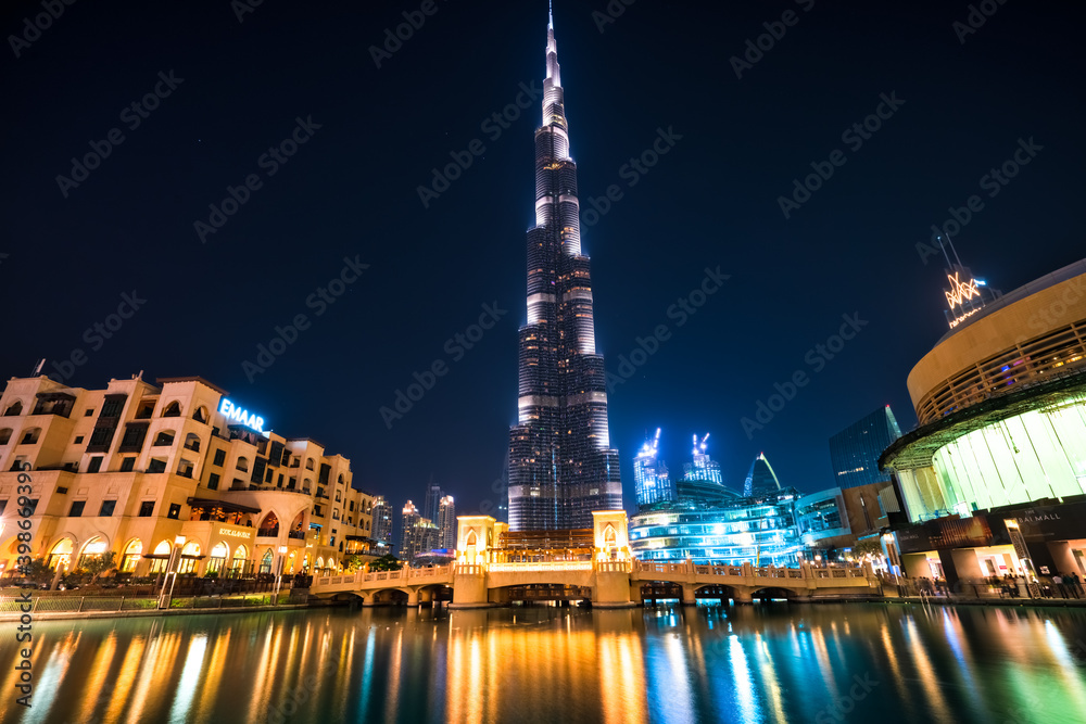 DUBAI, UAE - February 2020 : Burj Al-Khalifa is tallest tower ...