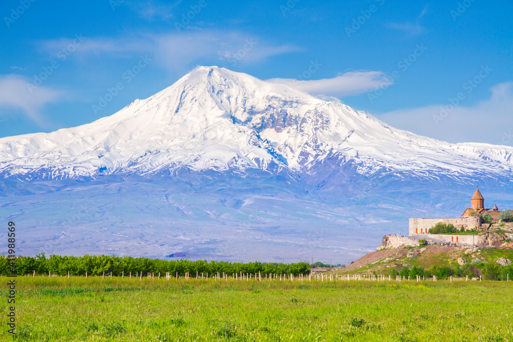 Awe-Inspiring medieval Khor Virap monastery in front of Mount Ararat ...