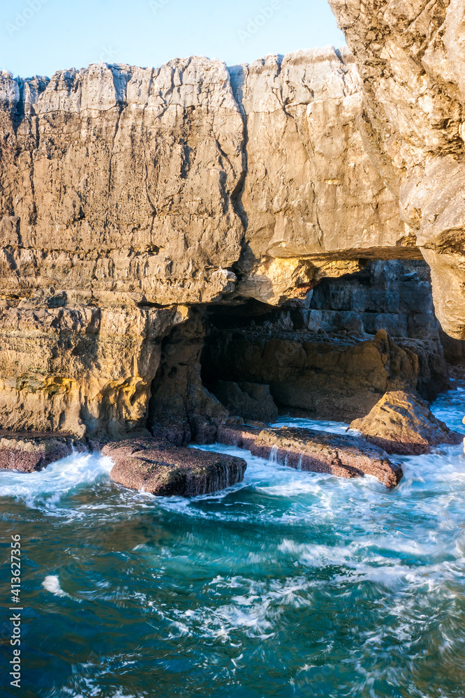 Zdjęcie bez tantiem: Rocks and water in the tourist attraction of Chasm ...