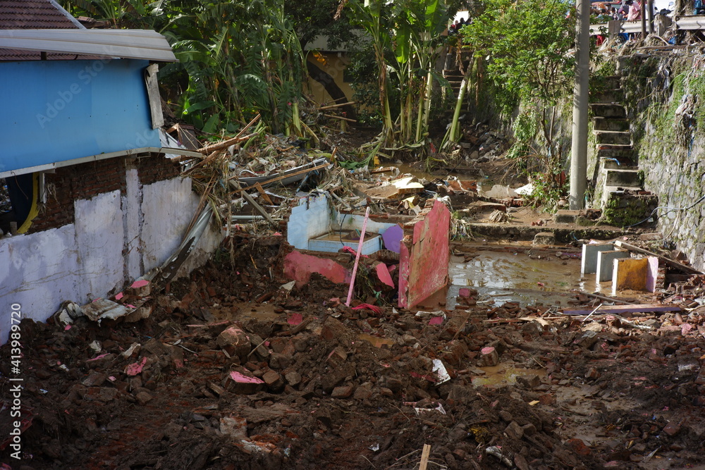 flash floods that destroyed dozens of houses and caused casualties ...
