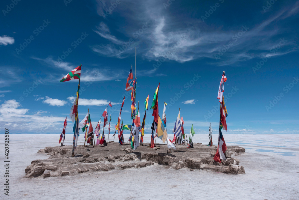 Display of various country flags on Uyuni Salt Flats, Salar de Uyuni ...