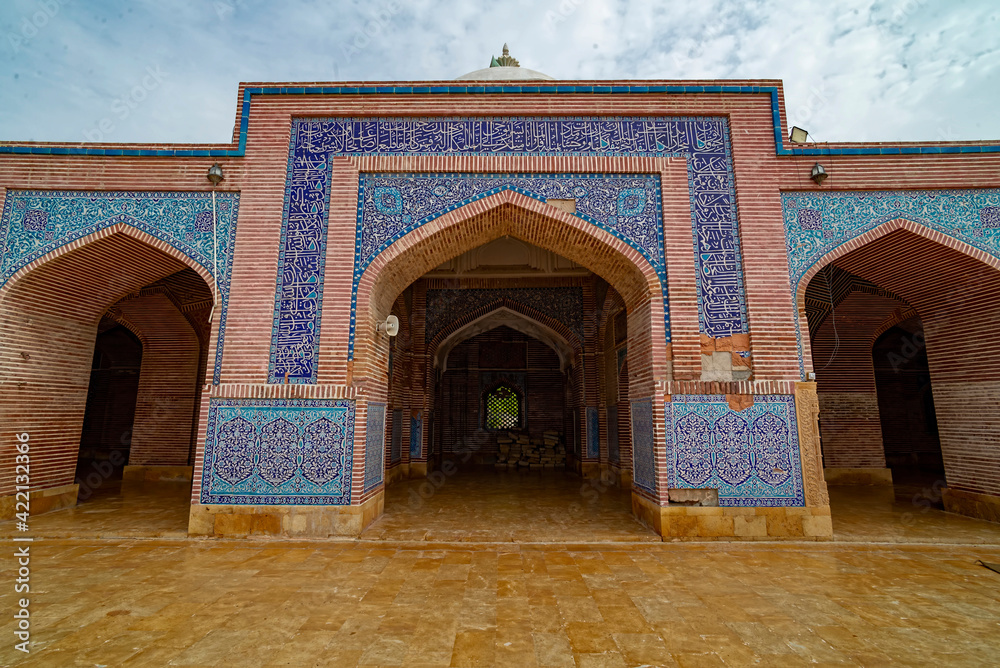 Shahjahan mosque The Shah Jahan Mosque, also known as the Jamia Masjid ...