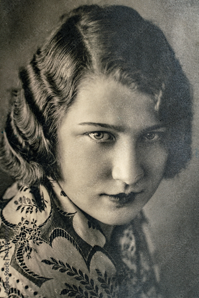 Germany - CIRCA 1930s: Face Close up portrait of female in studio. Lady ...