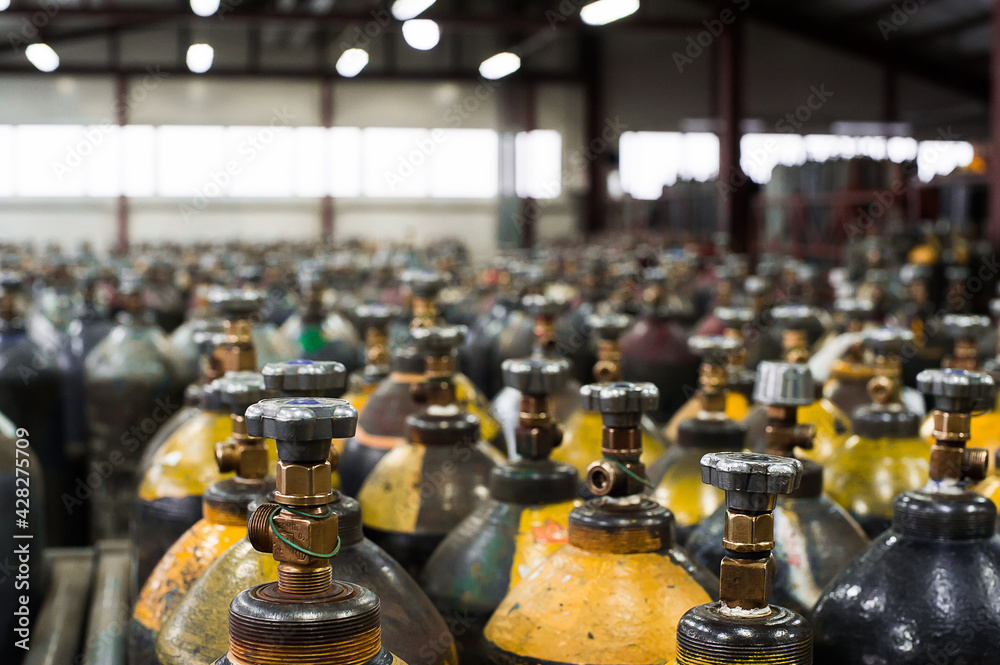 Cilinder with mixed gases. Tanks with compressed gas for industry ...