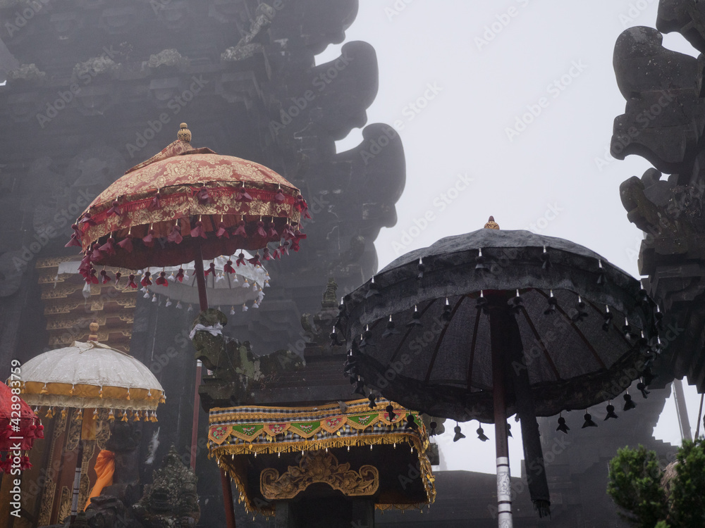 Hindu temple gate in the fog, Ulun Danu Batur, Bali,Indonesia. Balinese ...