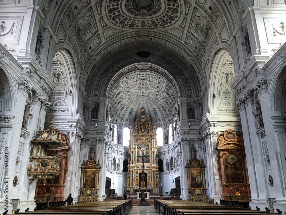 Oppulent Bavarian Baroque and rococo interior style architecture inside ...