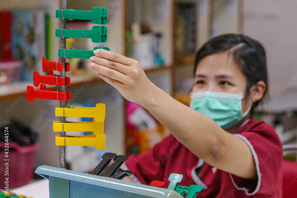 Occupational therapy: hand function and pinching training, Hand ...