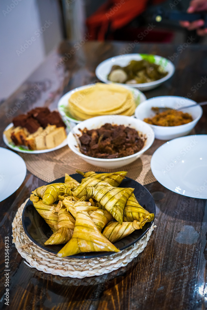 Traditional Malay Food and cookies during Ramadan and Eid Mubarak. Hari ...