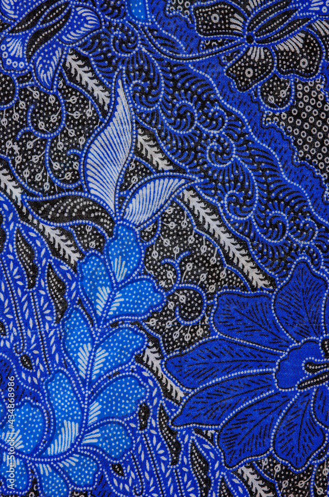 Beautiful and original creative batik design from Malaysia / Malaysian ...