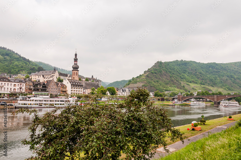 Cochem, Mosel, Fluss, Schifffahrt, Altstadt, Stadt, Martinskirche ...