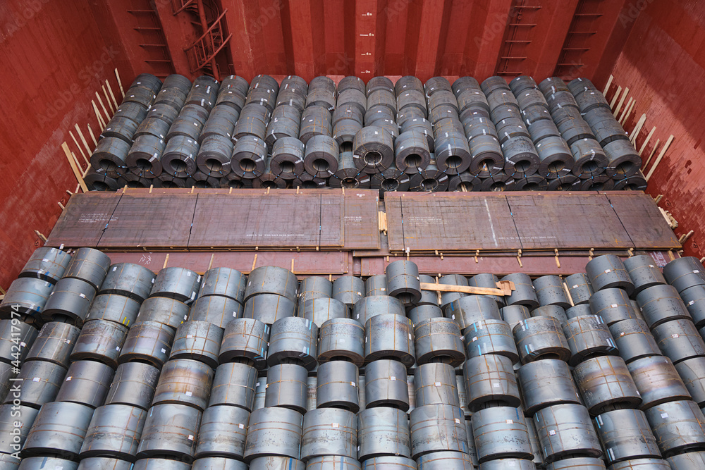 Stowage and lashing of steel products, hot rolled steel plates and ...