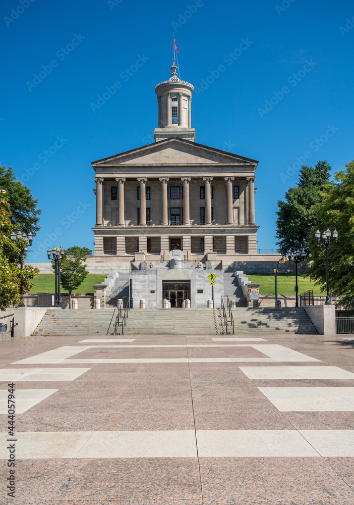 Steps leading up to the Tennessee state capitol building in Nashville ...
