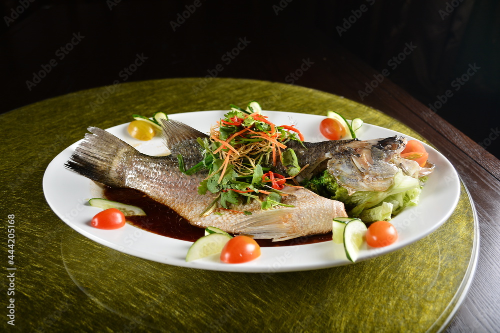 asian premium banquet menu chinese steamed big fresh whole grouper fish ...