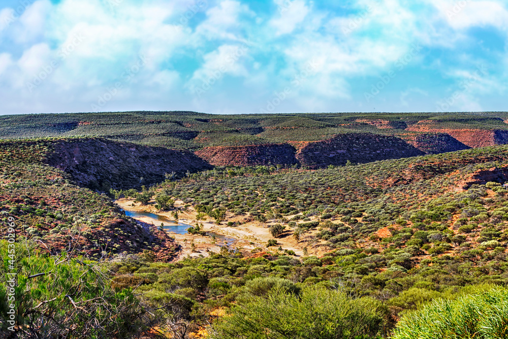 Elevated views from the Ross Graham Lookout over the dried Murchison ...