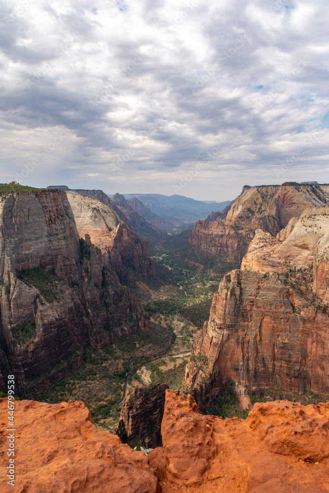 Photo Stock Looking out from Observation Point over Zion Canyon with ...