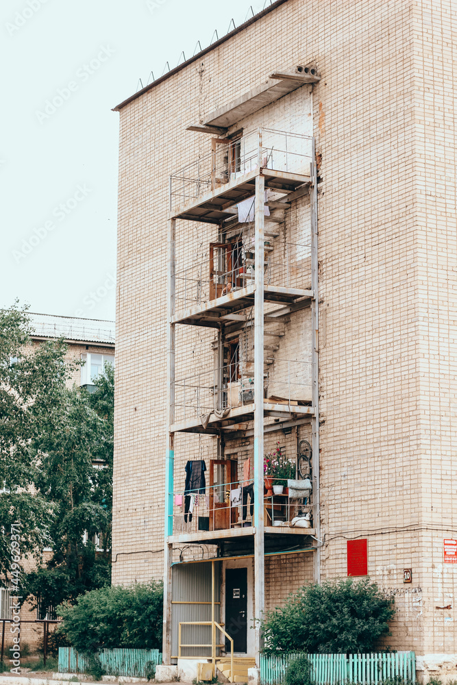 brick house, old house, residential area, barracks, architecture ...