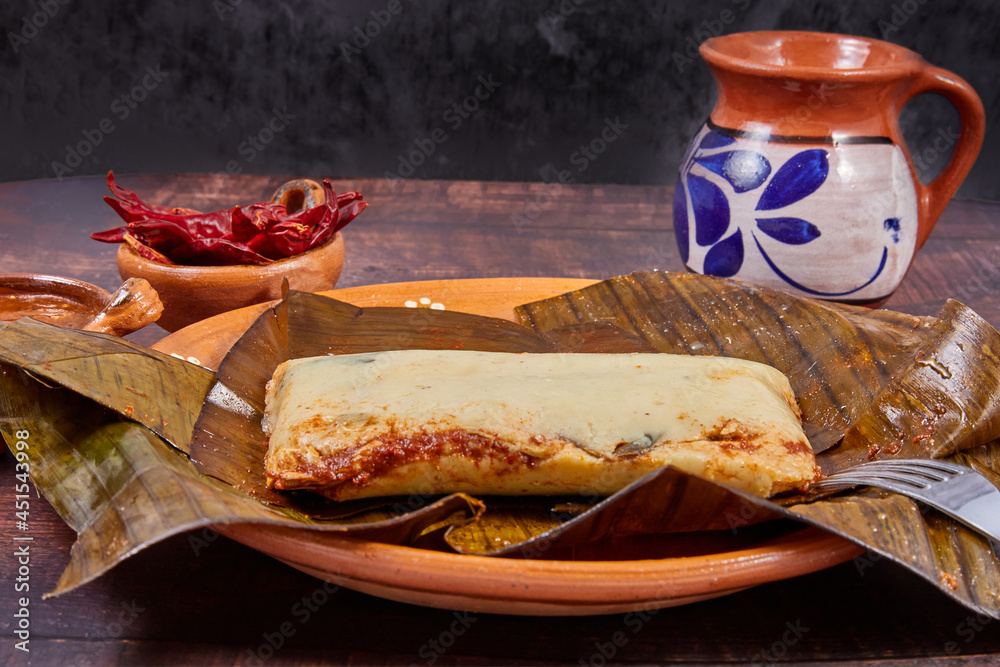 Comida típica mexicana, Tamales veracruzanos o jarochos, preparados con ...
