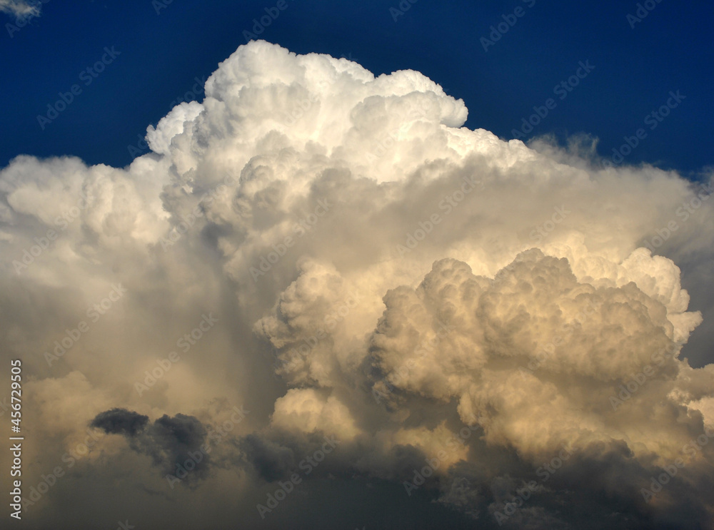 Thick cloud accumulated in the sky gives different pattern in the sky ...